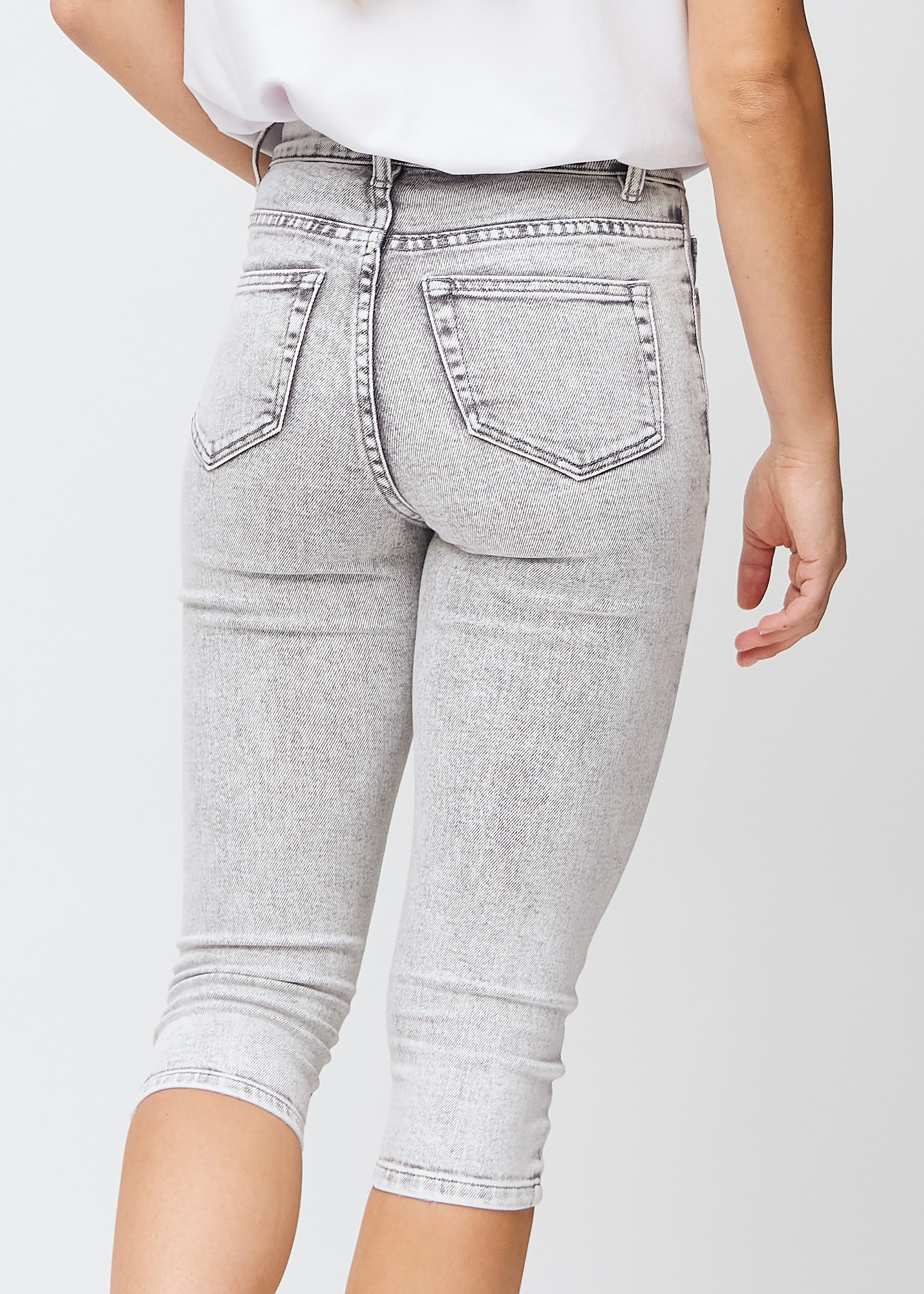 Gray capris for women | Perfect Capris in three fits – Perfect Jeans
